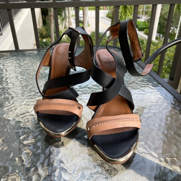 RACHEL Rachel Roy | Shoes | Rachel Roy Black And Nude Tan Sandal | Poshmark